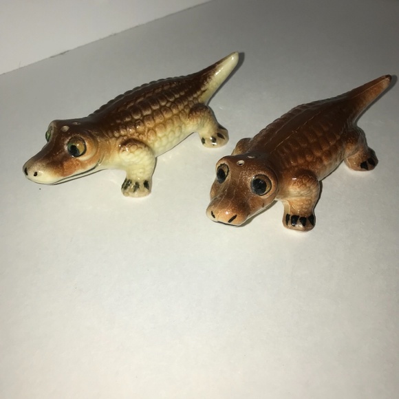 Art | Vintage Ceramic Alligator Salt And Pepper Pair Made In Japan ...